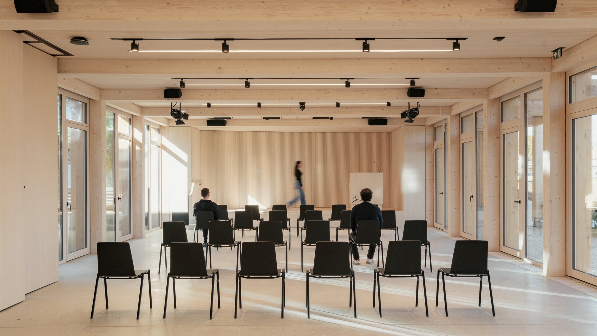 Wind power Simonsfeld - Wiesner-Hager